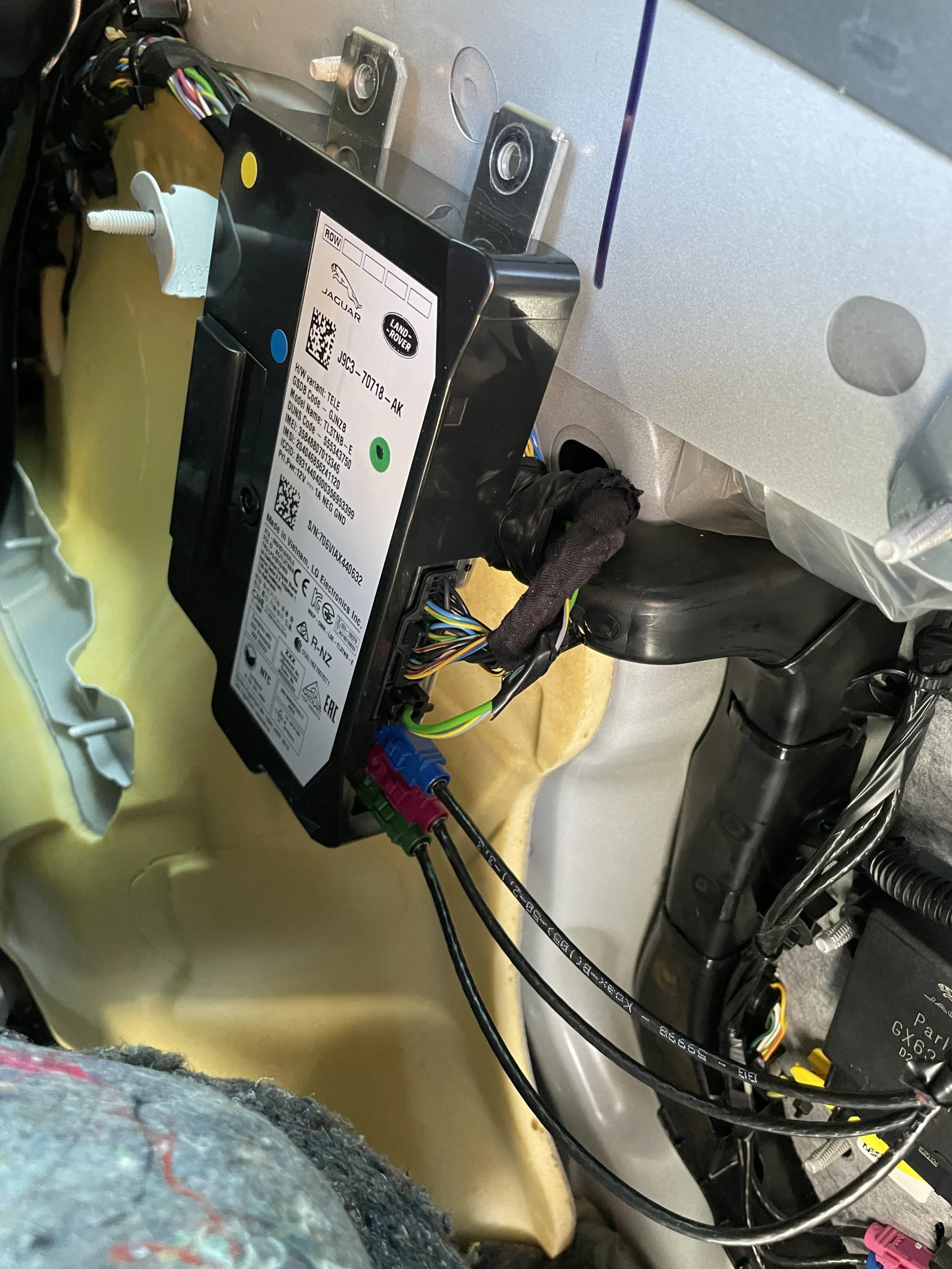 JLR InControl Upgrade Guide: The TCU is Key | SX-Tool Retrofits